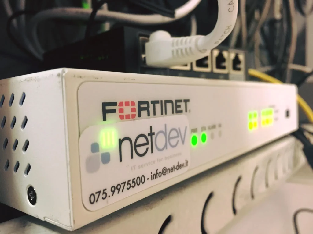 Installazione Firewall per rete aziendale - Netdev